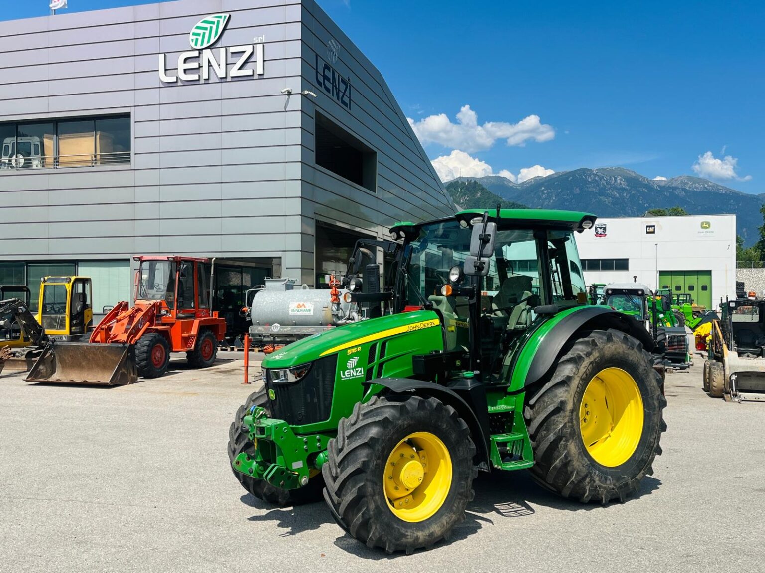 JOHN DEERE 5115R – Lenzi trattori